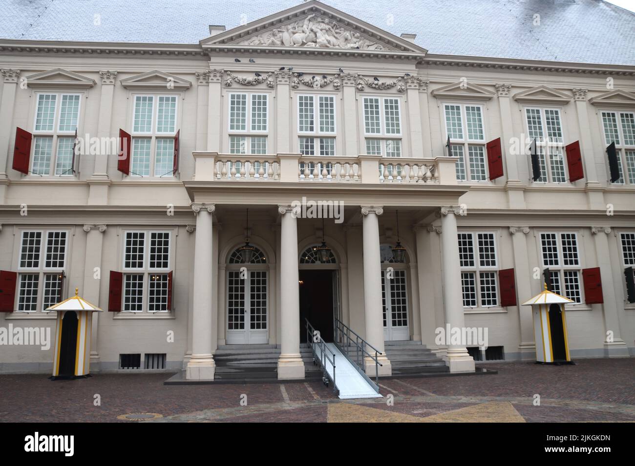 Noordeinde Palace in the Hague Stock Photo - Alamy