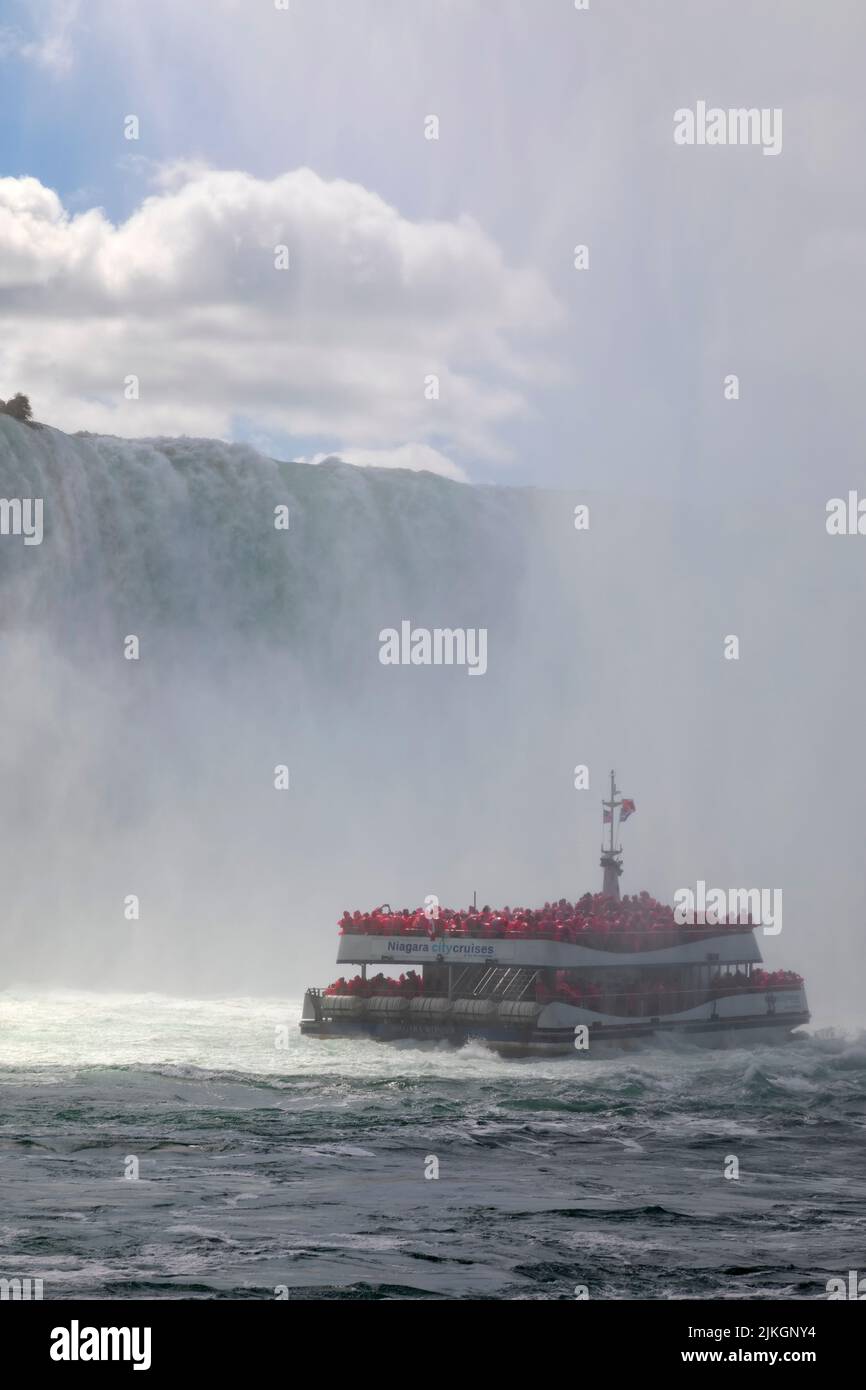 The tourist boat at the foot of Niagara Falls, Ontario, Canada Stock ...