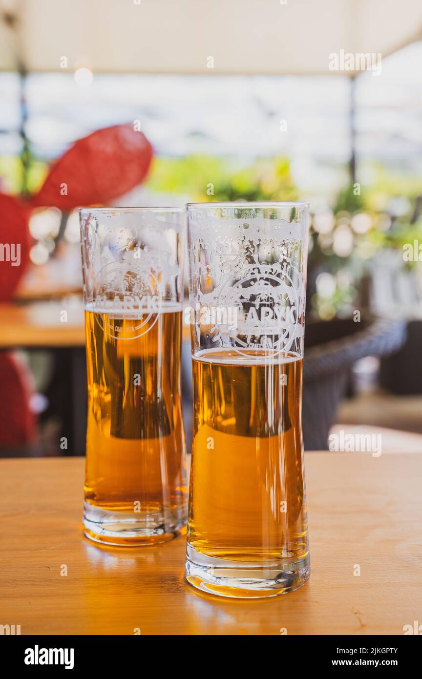 Alcohol glasses liquid hi-res stock photography and images - Alamy