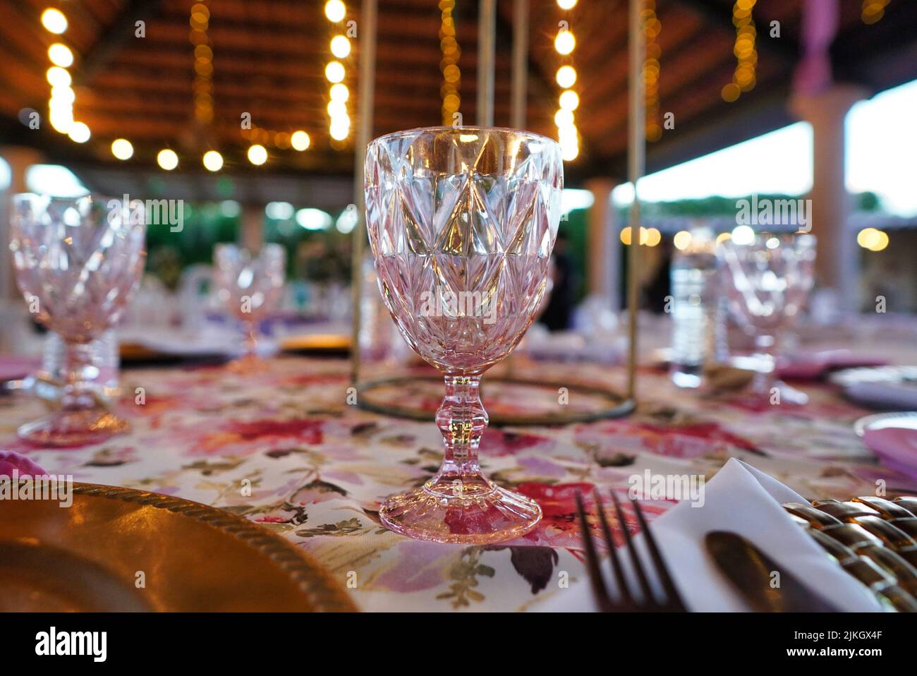 Modern reception hi-res stock photography and images - Alamy