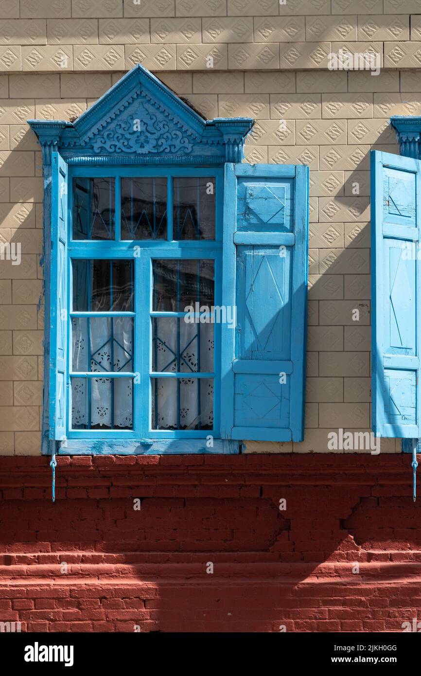 Wooden blue window hi-res stock photography and images - Alamy