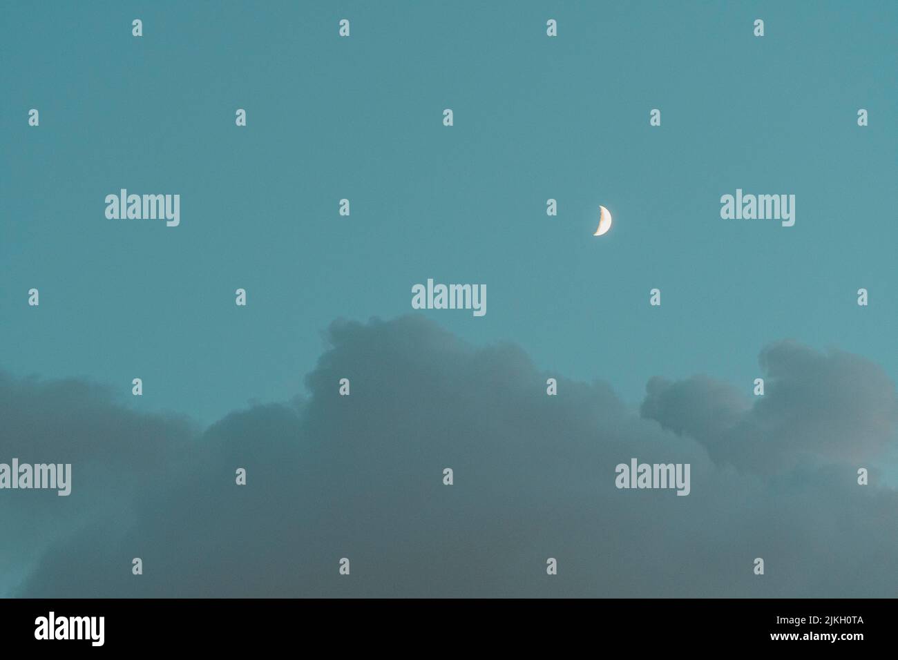 White crescent hi-res stock photography and images - Alamy