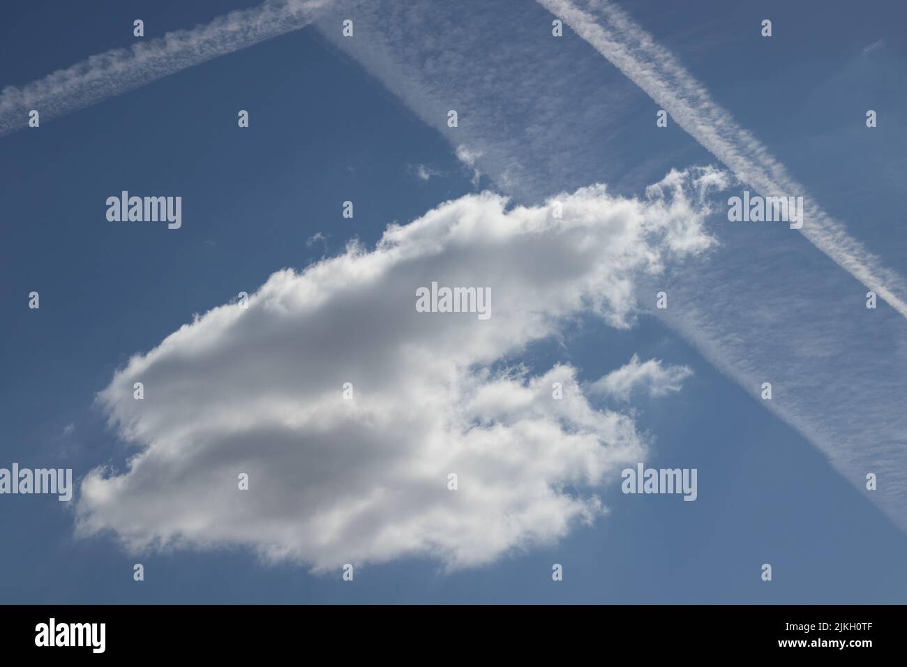 Blue sky plane track hi-res stock photography and images - Alamy