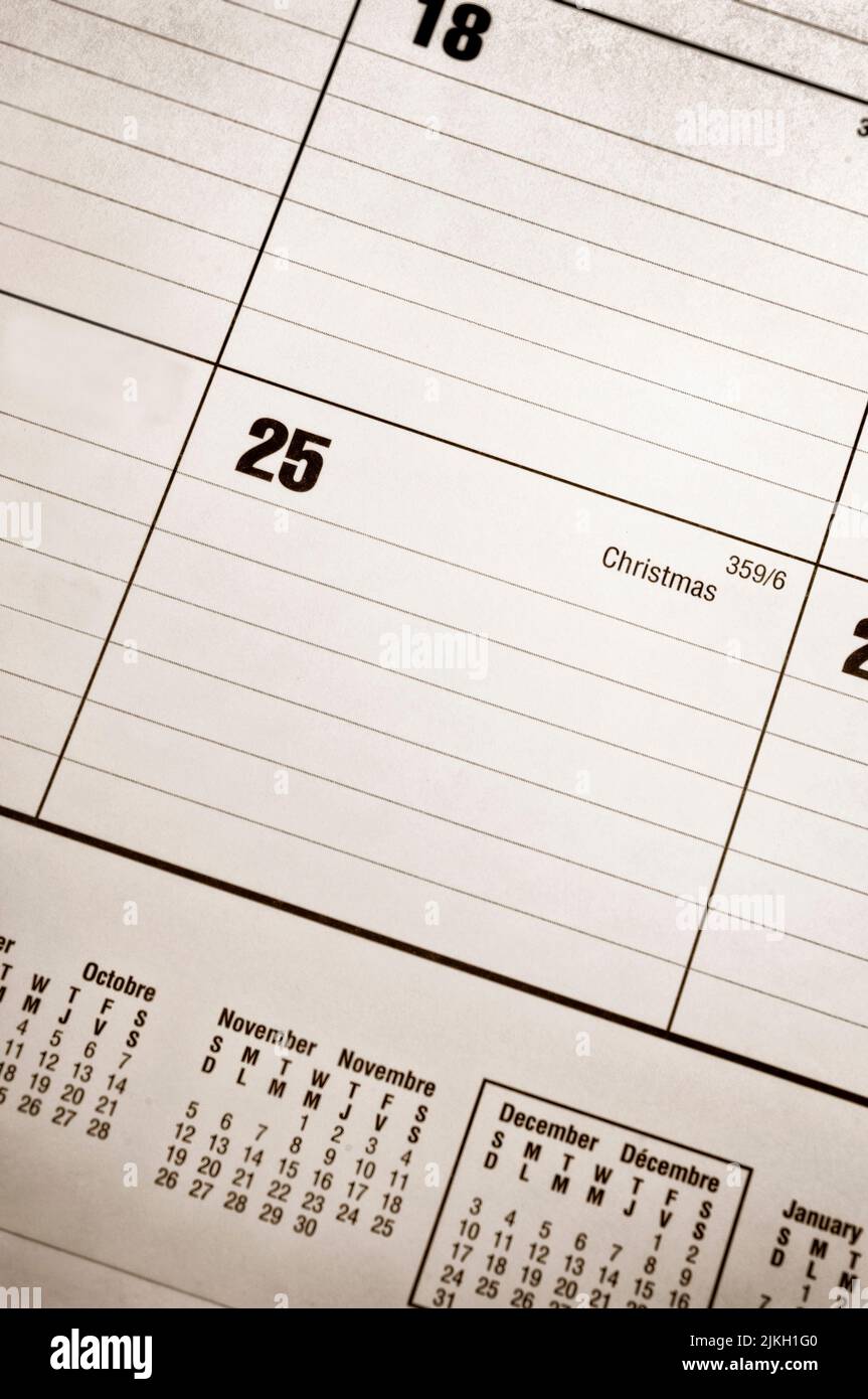 Calendar shot hi-res stock photography and images - Alamy