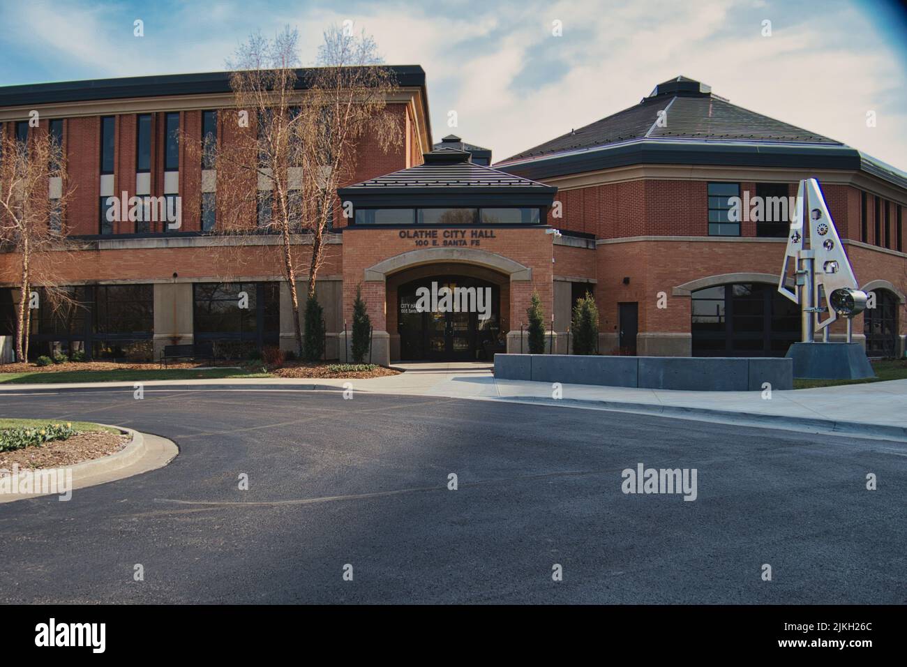 City hall entrance hi-res stock photography and images - Alamy