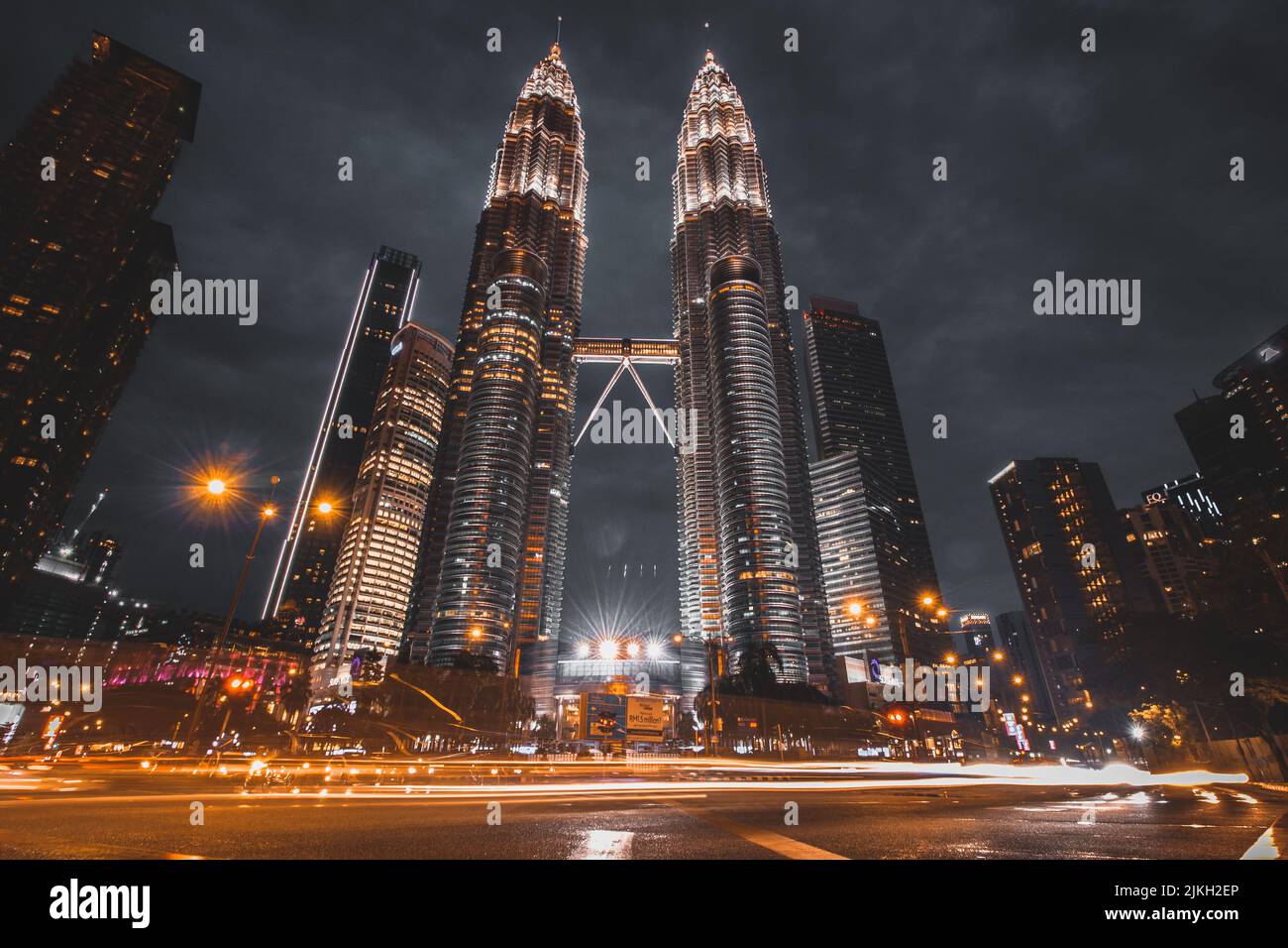Skyscrapers in malaysia hi-res stock photography and images - Alamy