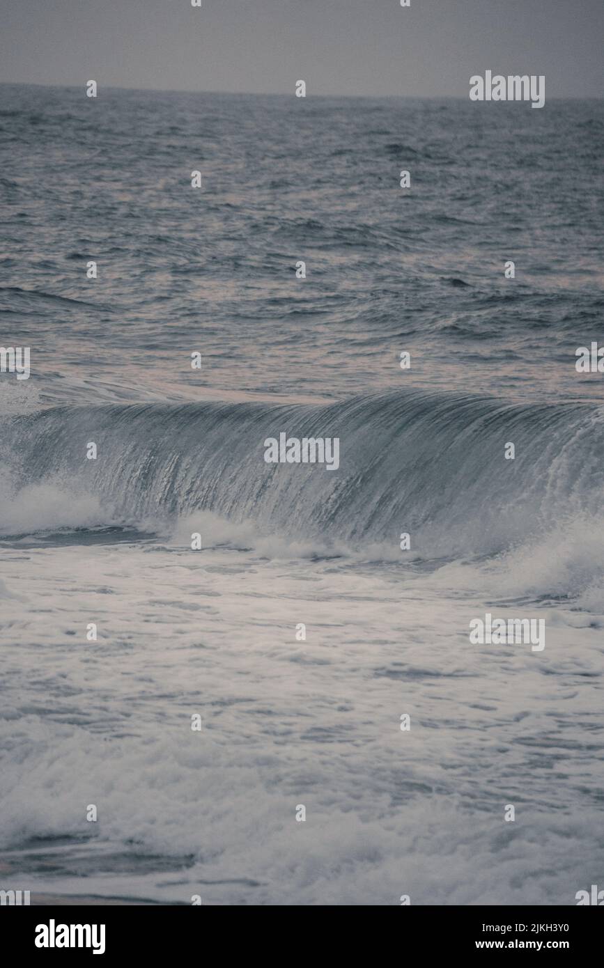 Stormy ocean waves hi-res stock photography and images - Alamy