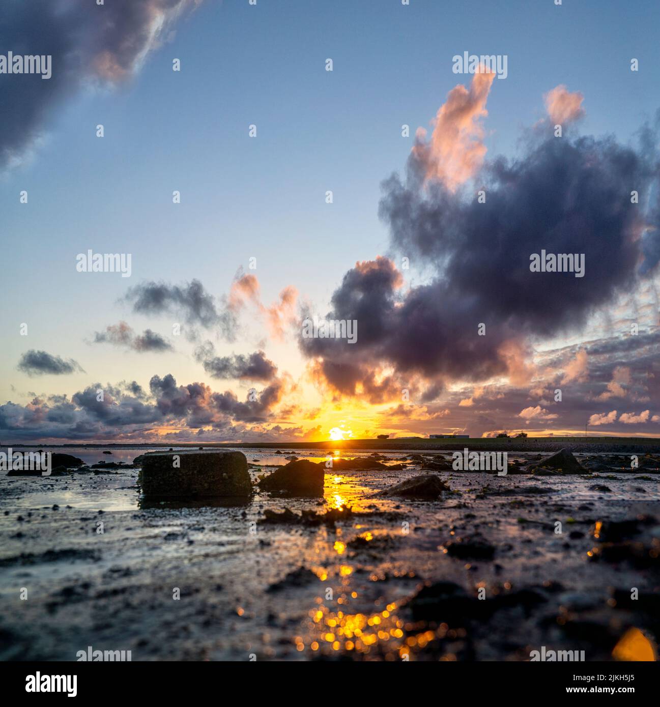 Rocky sand beach hi-res stock photography and images - Alamy