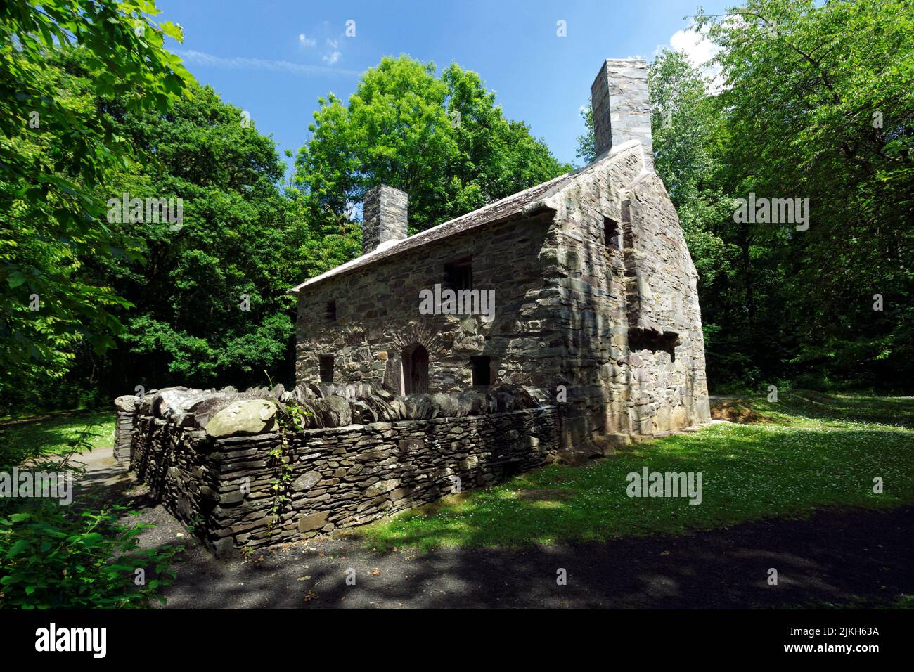 Y Garreg Fawr farmhouse, St Fagans National Museum of History/Amgueddfa ...