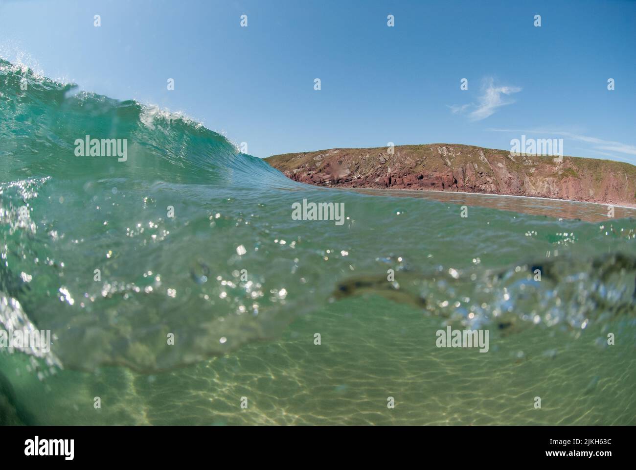Underwater view breaking wave hi-res stock photography and images - Alamy