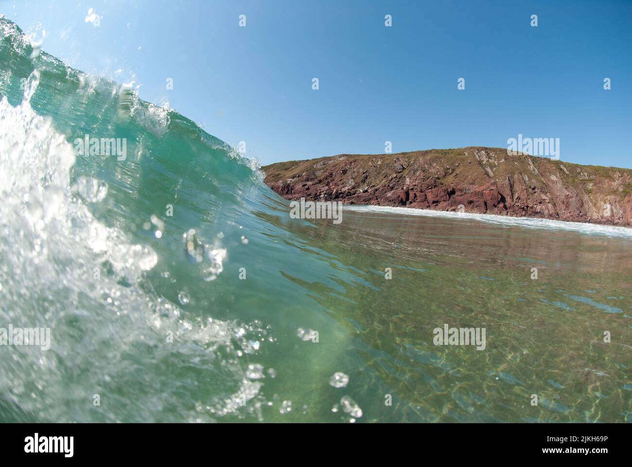 Underwater view breaking wave hi-res stock photography and images - Alamy