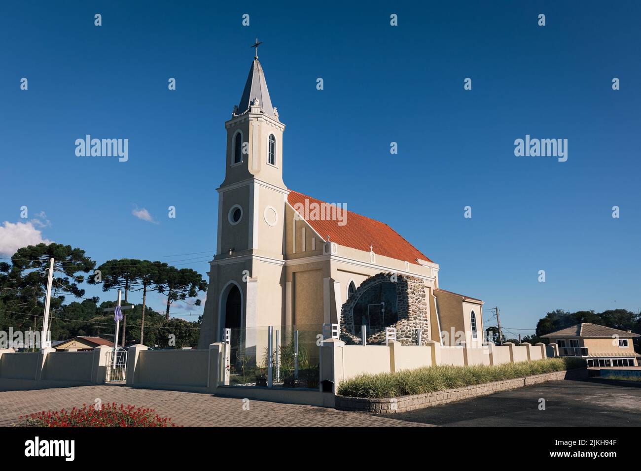 Catholic church against blue hi-res stock photography and images - Alamy