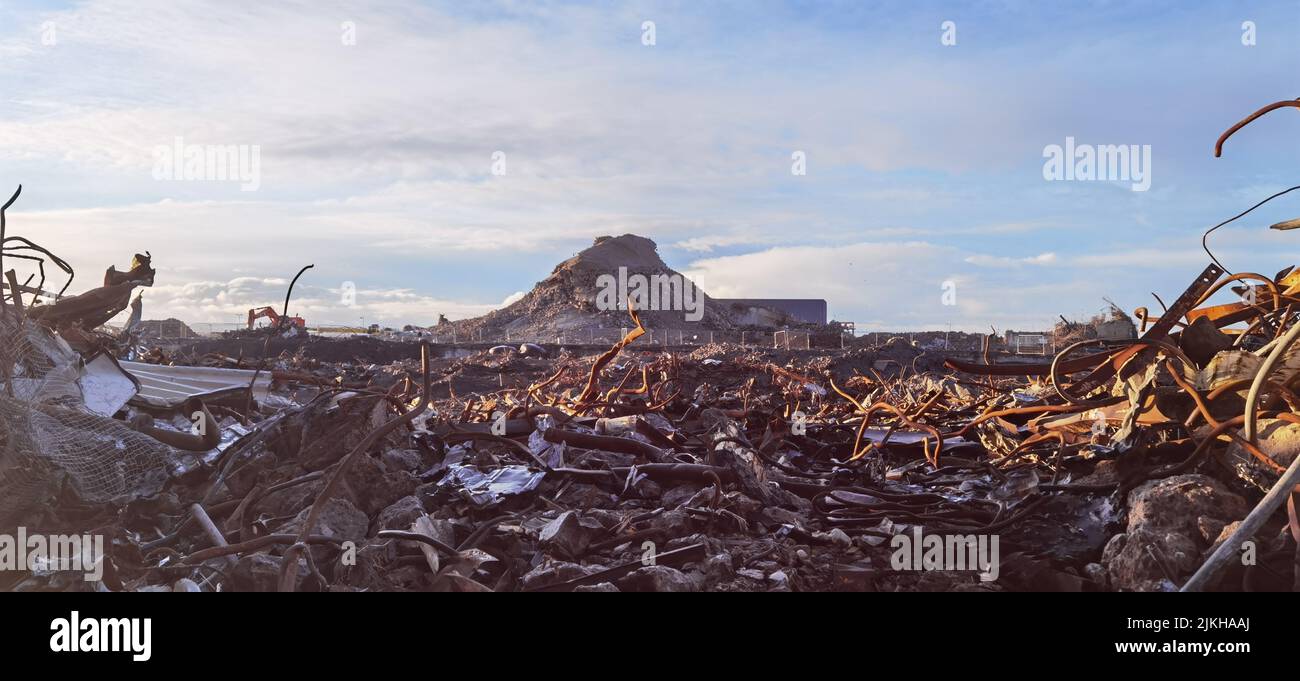 The demolition of the Longannet power station chimney blowing up Stock ...
