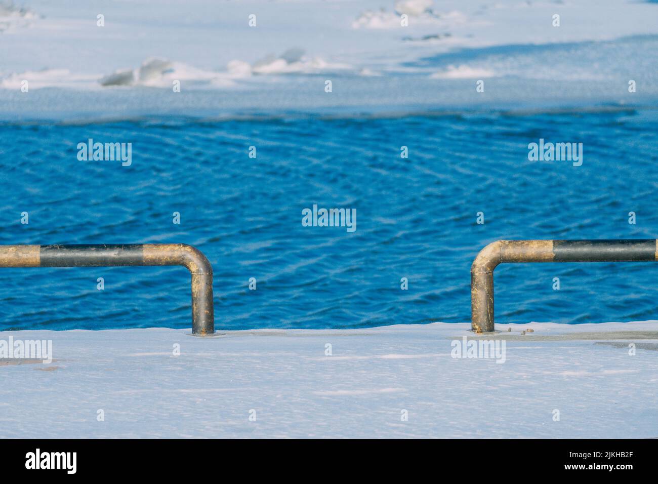 Dock stand hi-res stock photography and images - Alamy