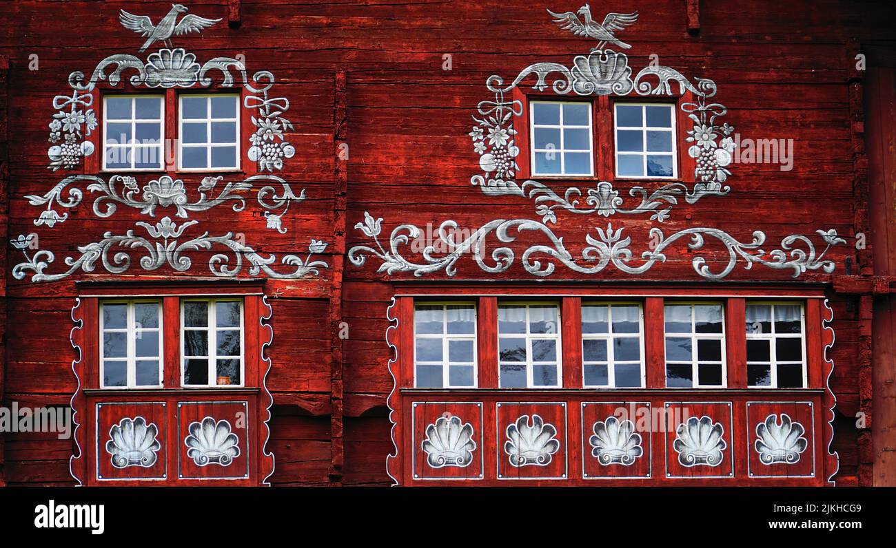 Intricate window designs hi-res stock photography and images - Alamy