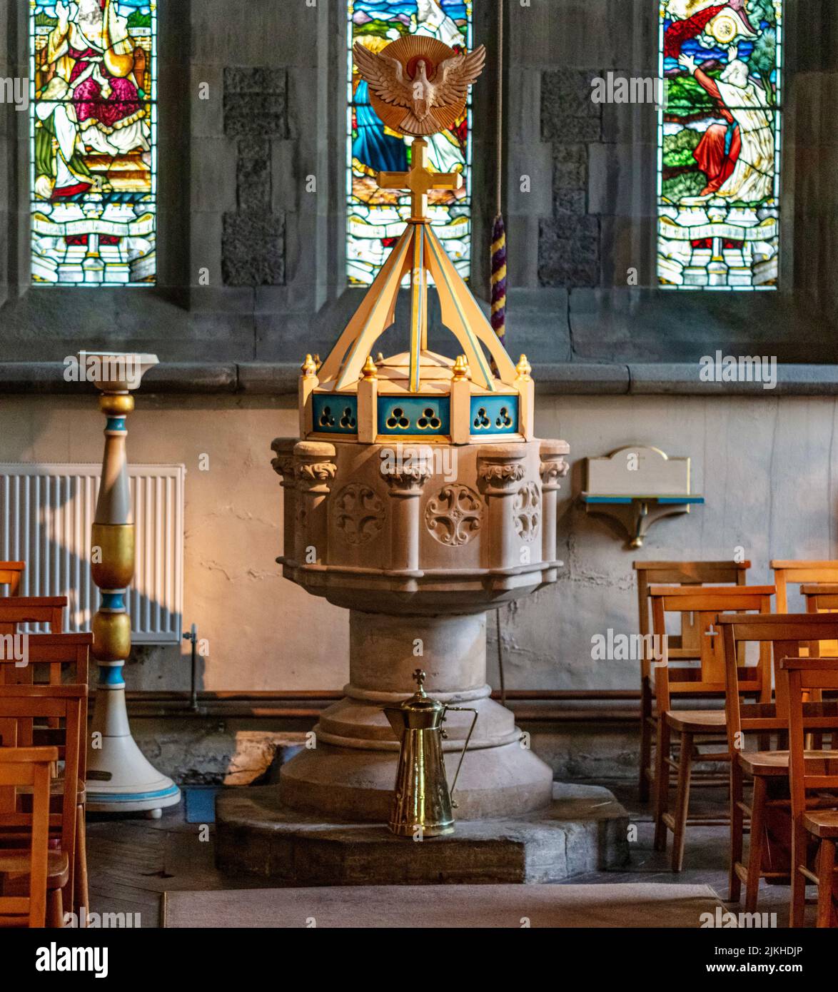 Baptismal font catholic church hi-res stock photography and images - Alamy