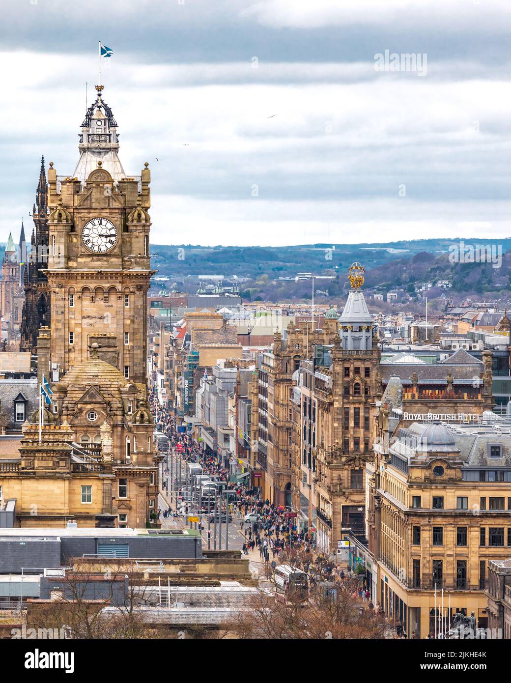 Top view of the beautiful city, Edinburgh. Calton hill, Old Town ...