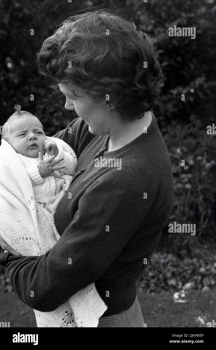 1960s baby hi-res stock photography and images - Alamy