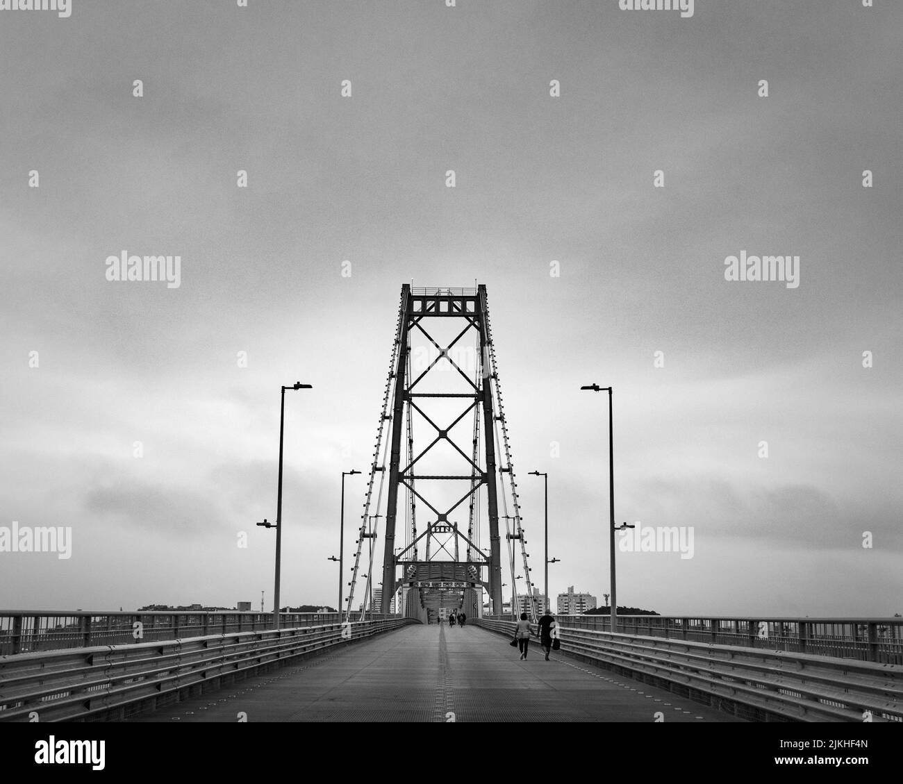 Passers by architecture Black and White Stock Photos & Images - Alamy