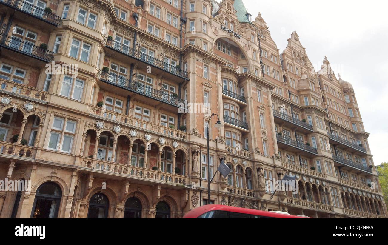 Victorian style building hi-res stock photography and images - Alamy