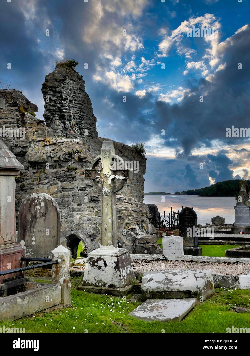 Abbey at donegal Stock Photo - Alamy