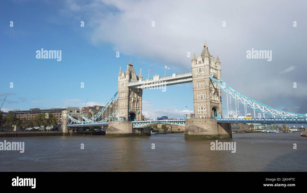 Beautiful view tower bridge hi-res stock photography and images - Alamy