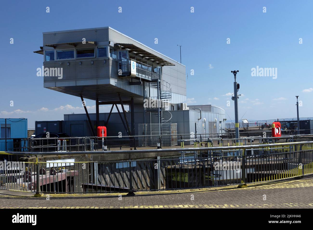 Lock control building hi-res stock photography and images - Alamy