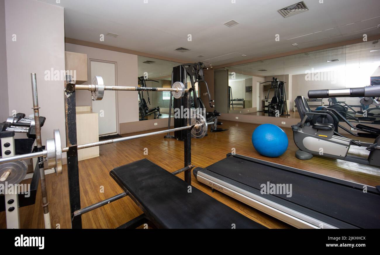 Small home gym hi-res stock photography and images - Alamy