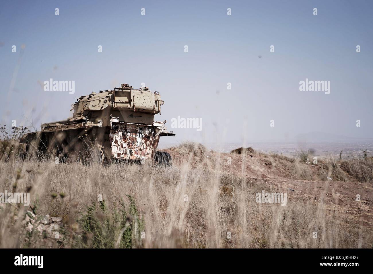 Syrian tank war hi-res stock photography and images - Alamy
