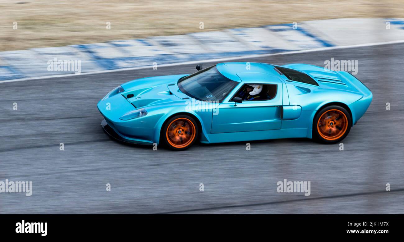 Classic car replica hi-res stock photography and images - Alamy