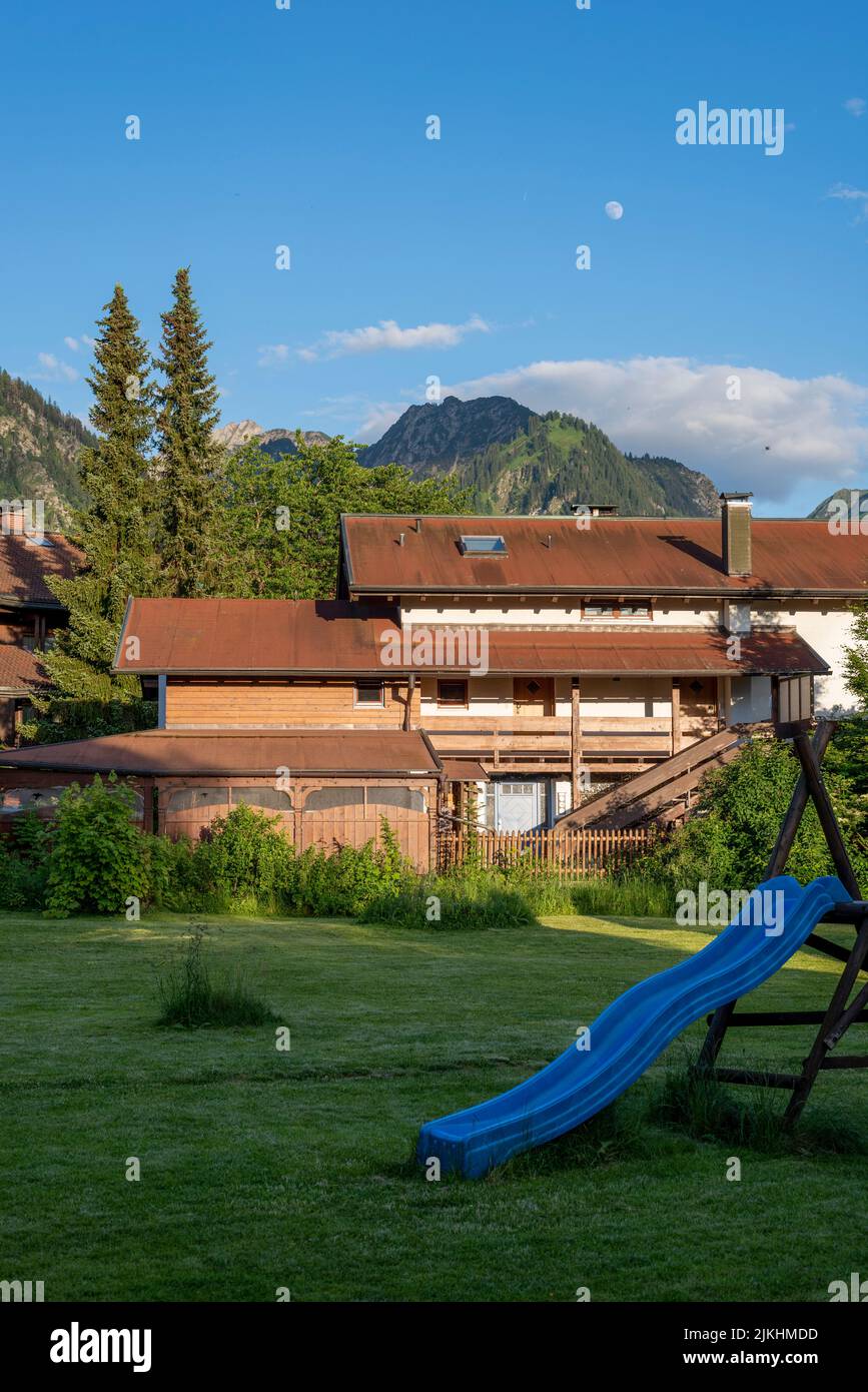 Moon, Alps, houses, slide, Oberstdorf, Bavaria, Germany Stock Photo - Alamy