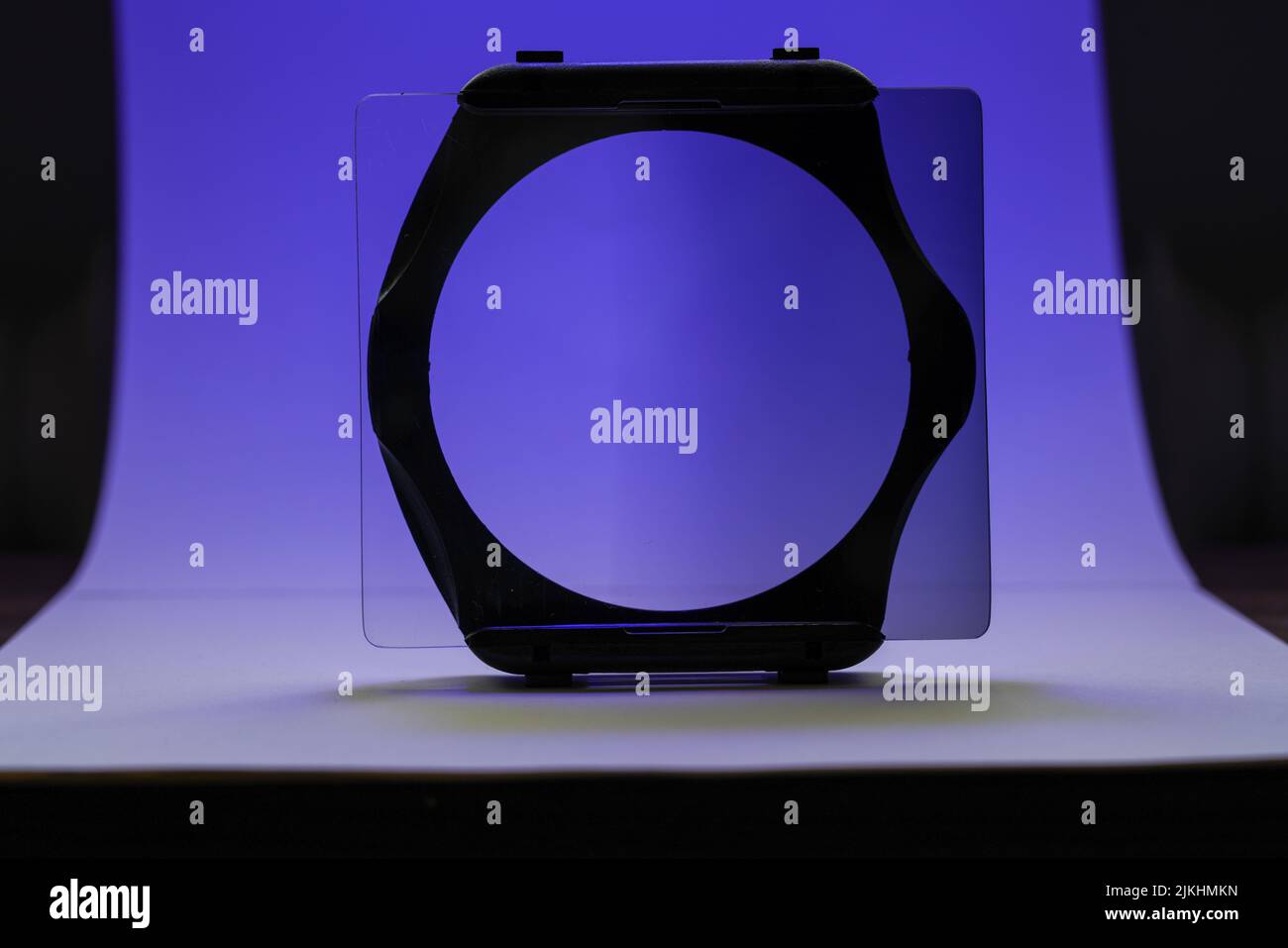 Light blue circle frame hi-res stock photography and images - Alamy