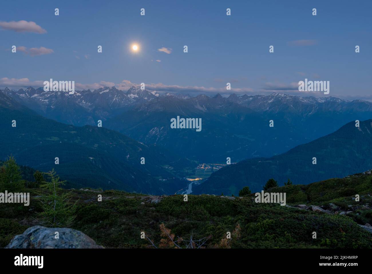 The moon shines over the Alps, Inntal, Venet mountain hut, long ...