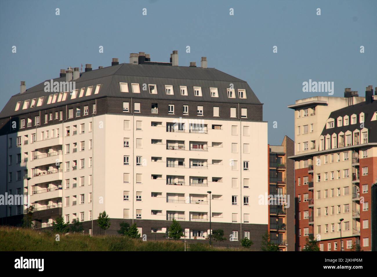 Ancient high rise building gothic architecture hi-res stock photography ...
