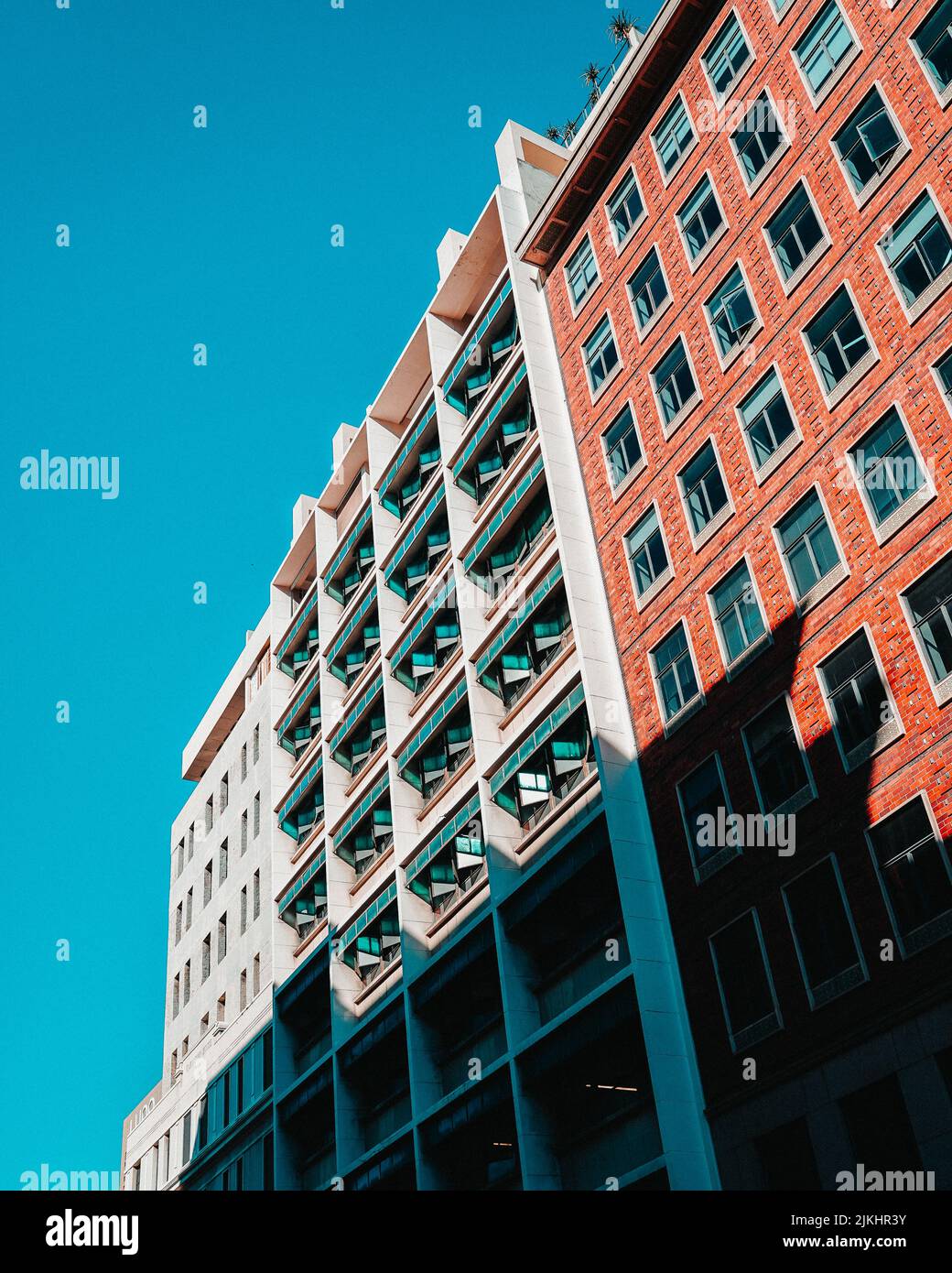 A vertical shot of a beautiful building in Cape Town, South Africa ...