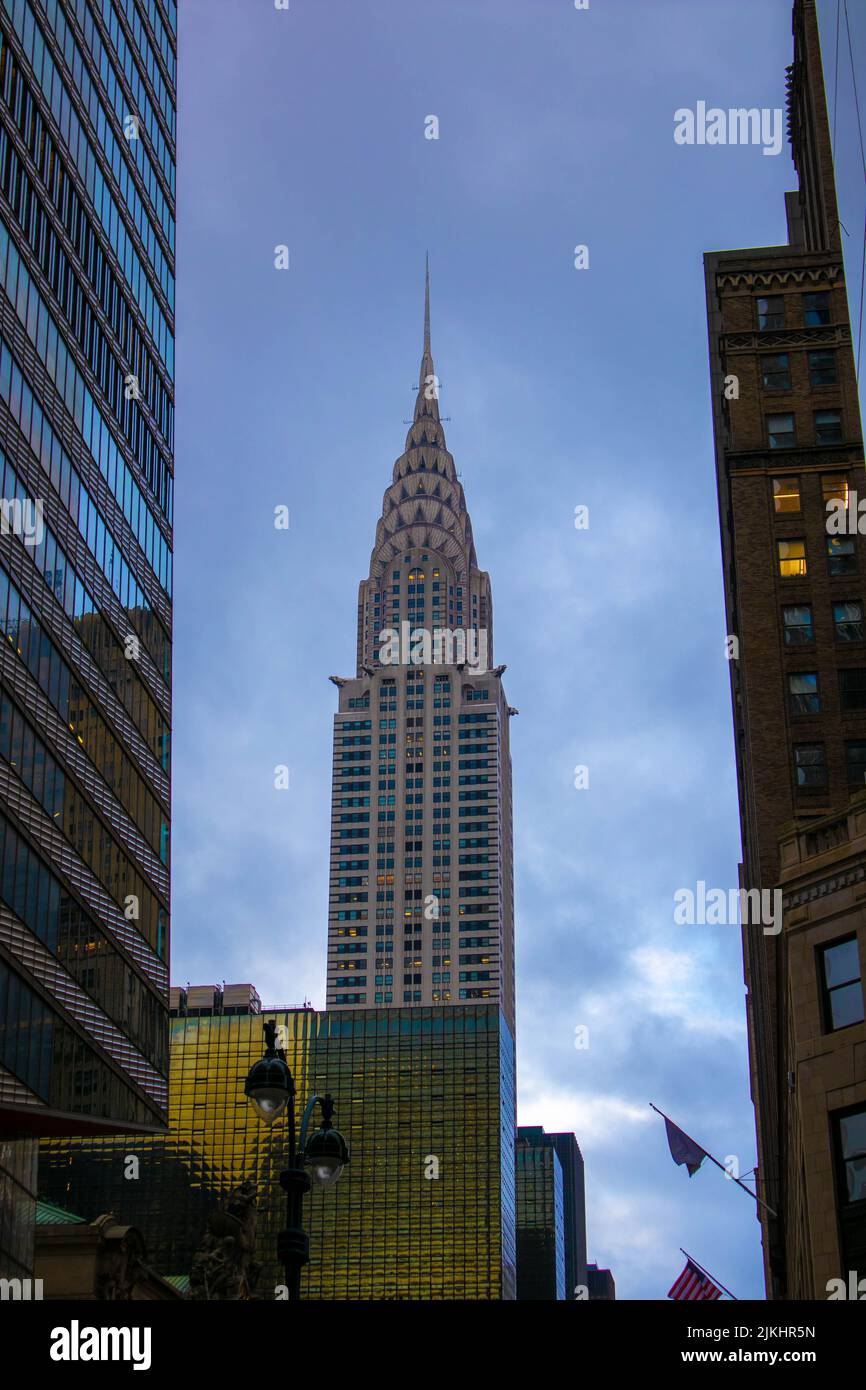 Chrysler building architecture landmark hi-res stock photography and ...