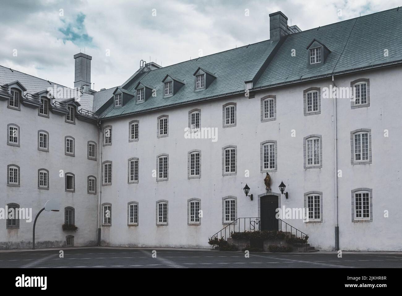 Laval school of architecture hi-res stock photography and images - Alamy