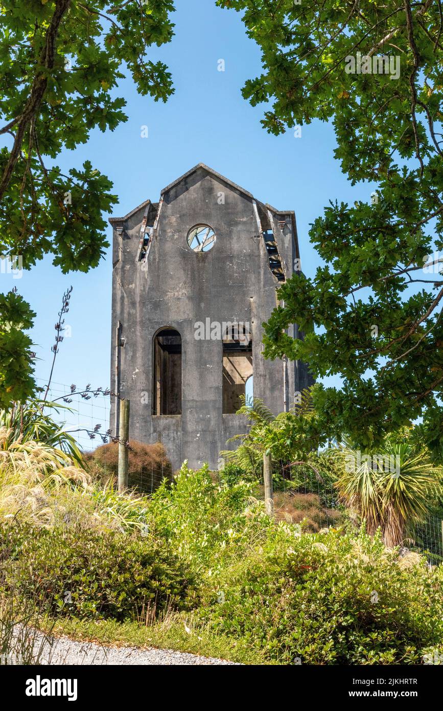 Old tall industrial building at Waihi gold mine in New Zealand Stock ...