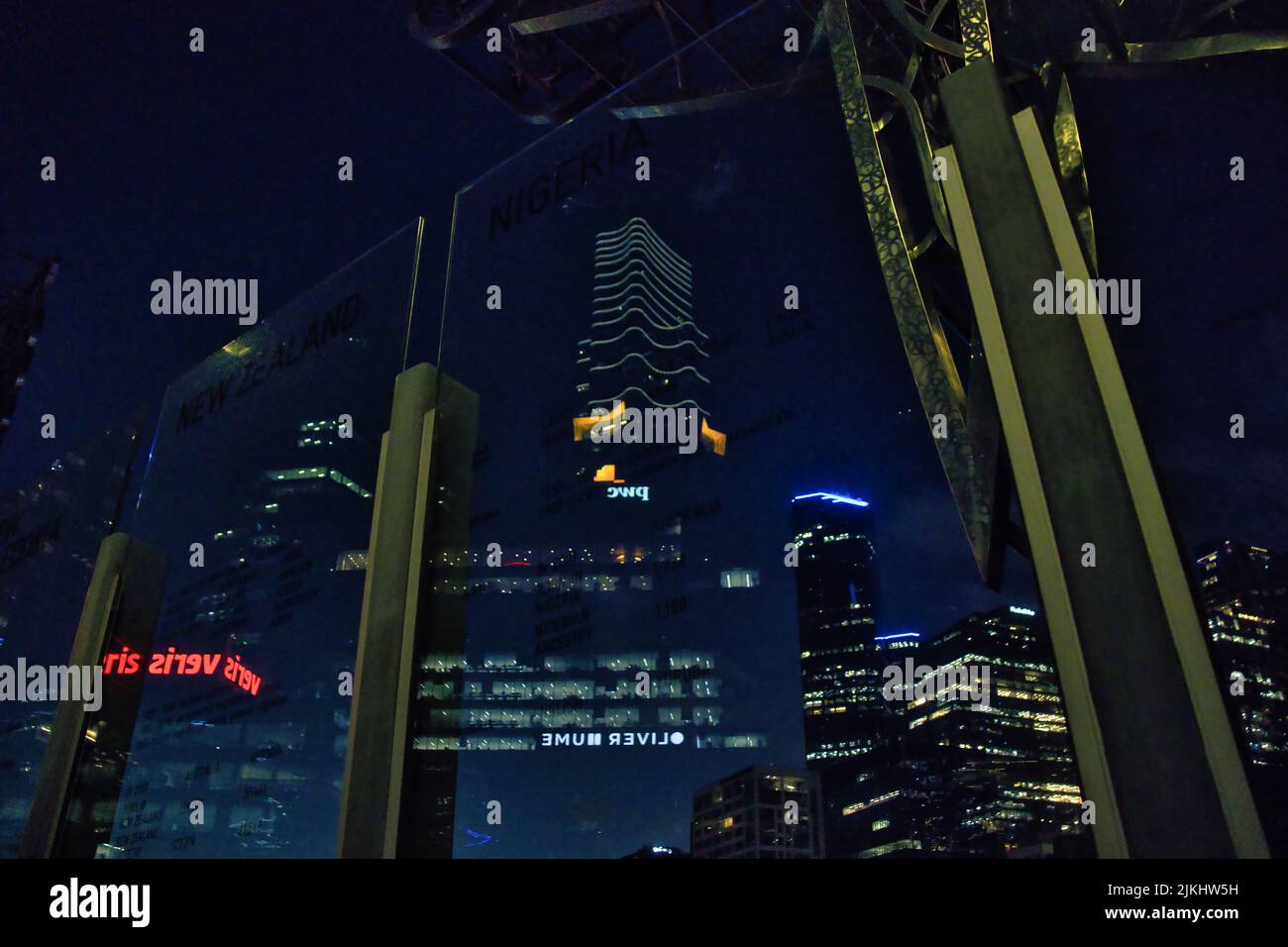 Dark skyscrapers hi-res stock photography and images - Alamy