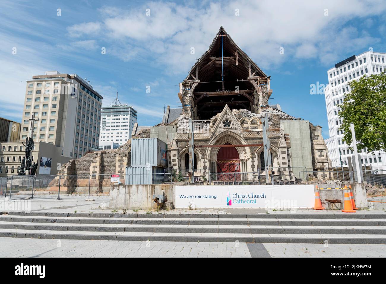 Ruin of famous Christchurch Cathedral after the earthquake of 2011 ...