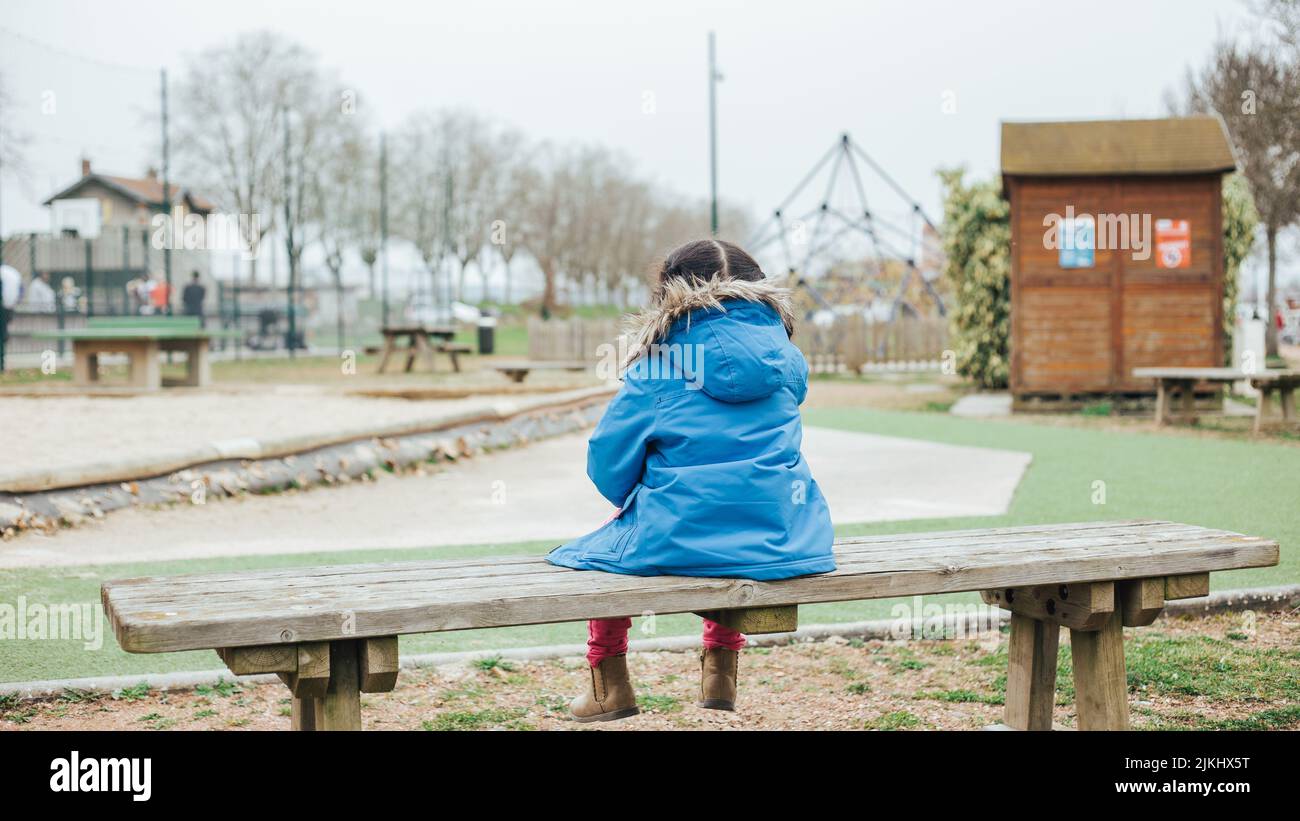 Children playing hide and seek park hi-res stock photography and images ...