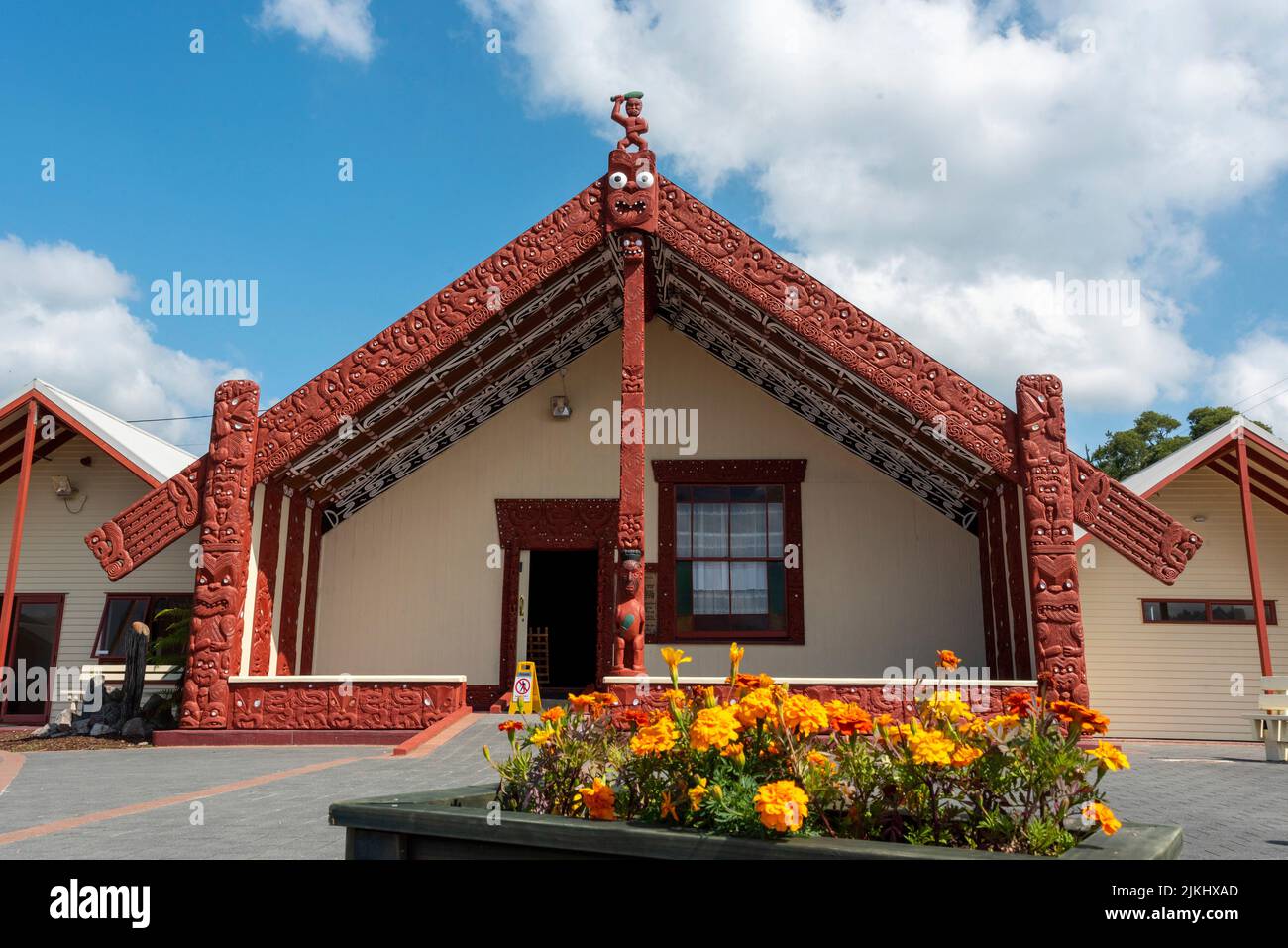 Indigenous assembly hall hi-res stock photography and images - Alamy