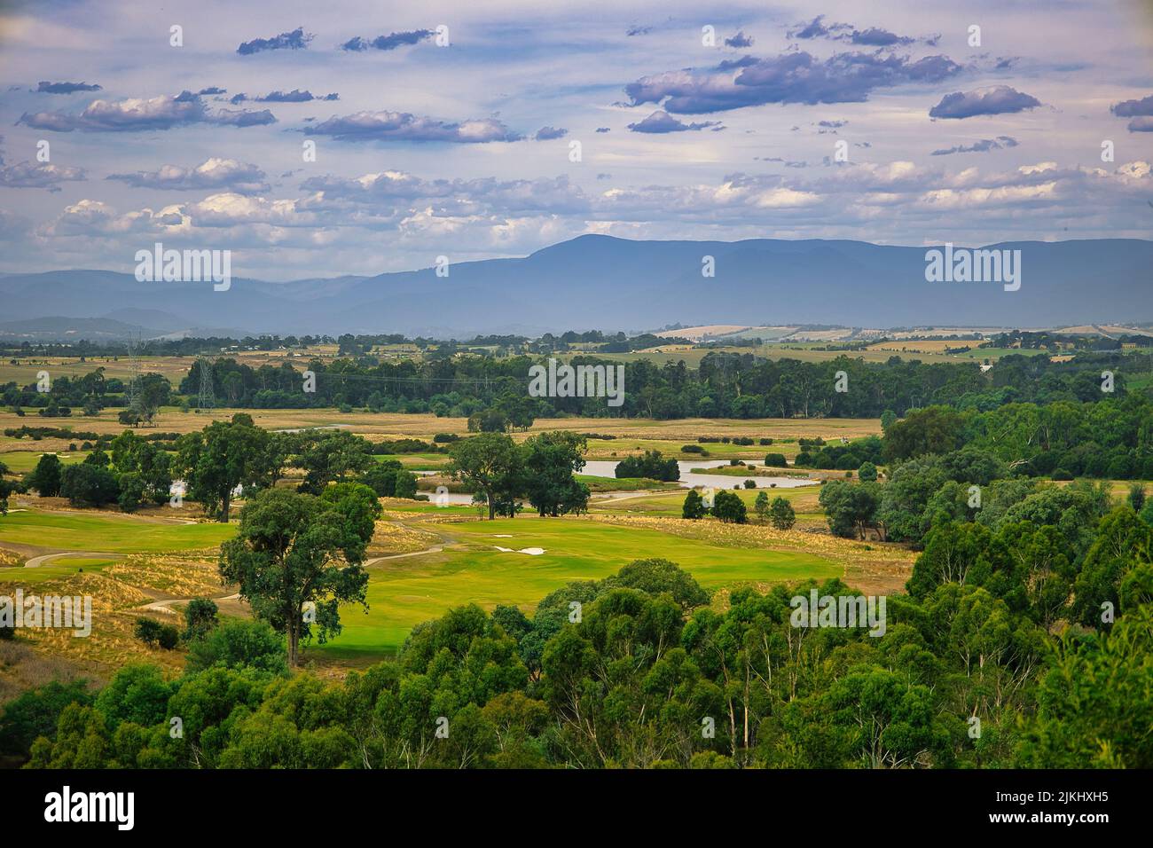 A mesmerizing view of the top of Mt Lofty in Melbourne under a cloudy ...