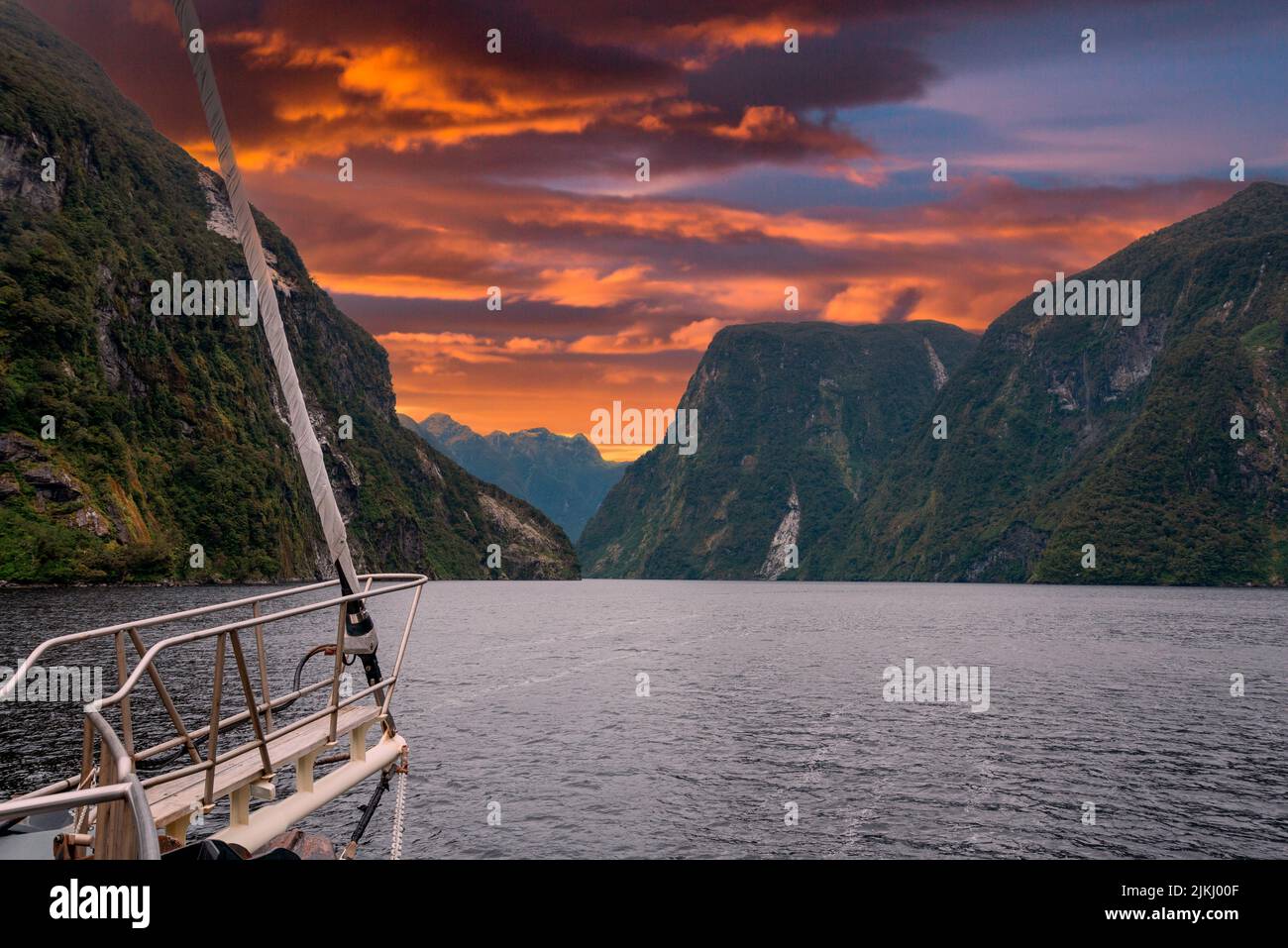Tranquil sunset landscape at Doubtful Sound, South Island of New ...