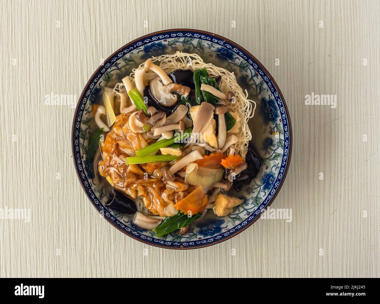 Shafran hi-res stock photography and images - Alamy