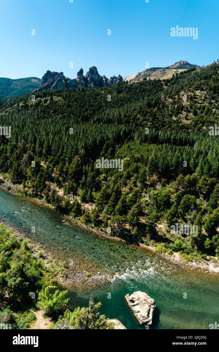 Vertical view scenic river hi-res stock photography and images - Alamy