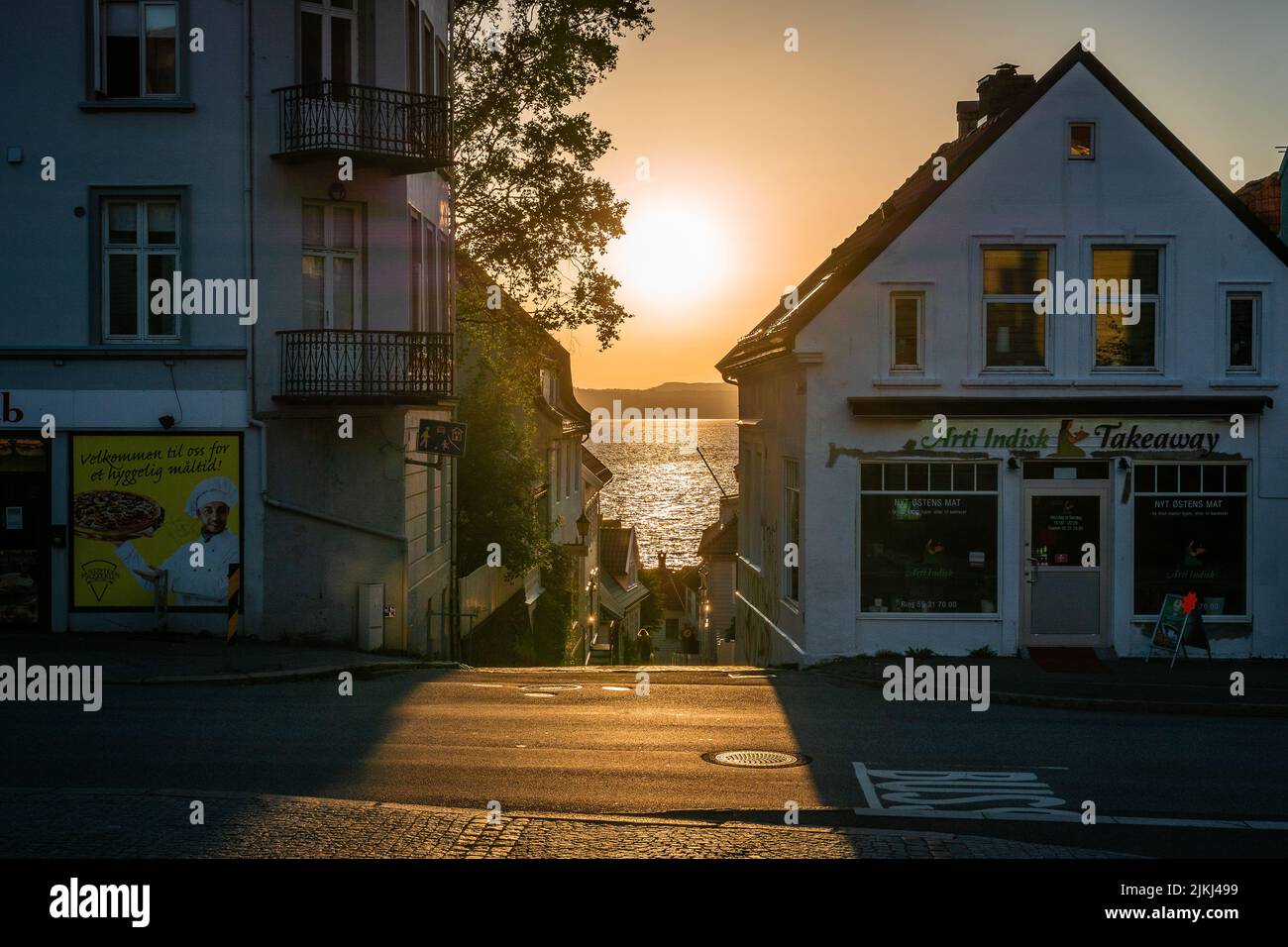 Bergen sunset norway hi-res stock photography and images - Alamy