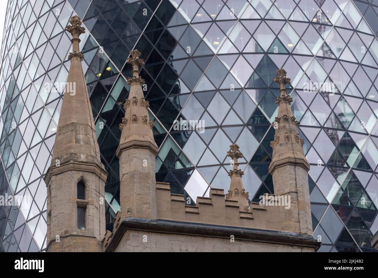 Church St Andrew Undershaft, behind Swiss Re Tower, 30 St Mary Axe ...