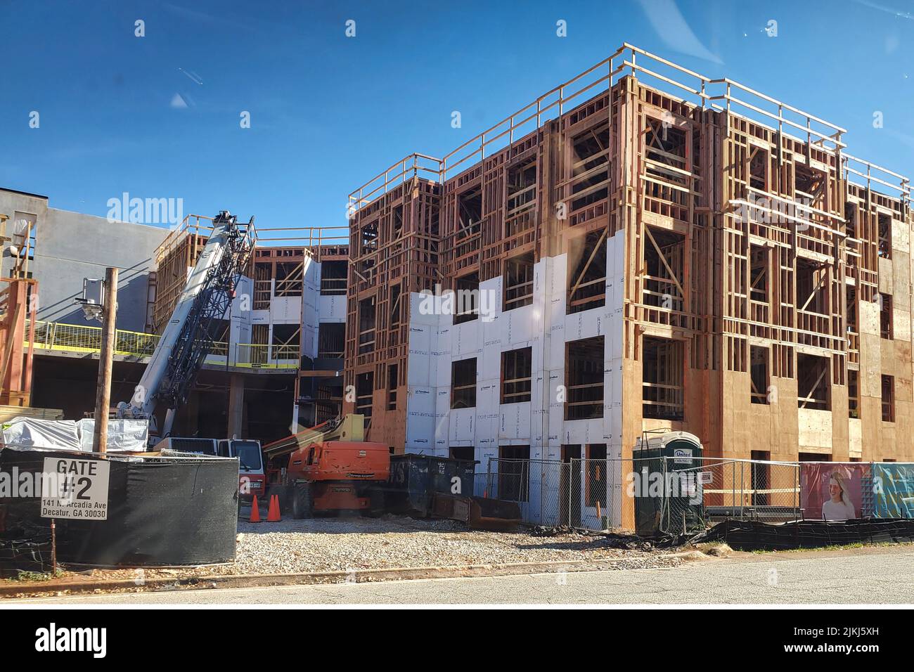 Re build building hi-res stock photography and images - Alamy