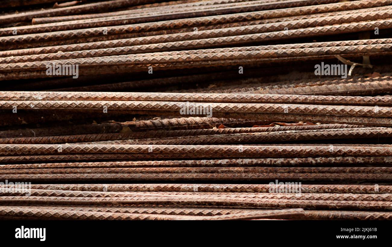 Long metal structure hi-res stock photography and images - Alamy
